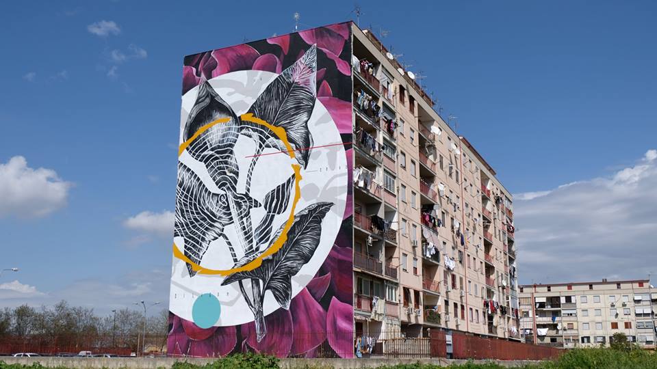 Murales, a Ponticelli "il fiore più felice"