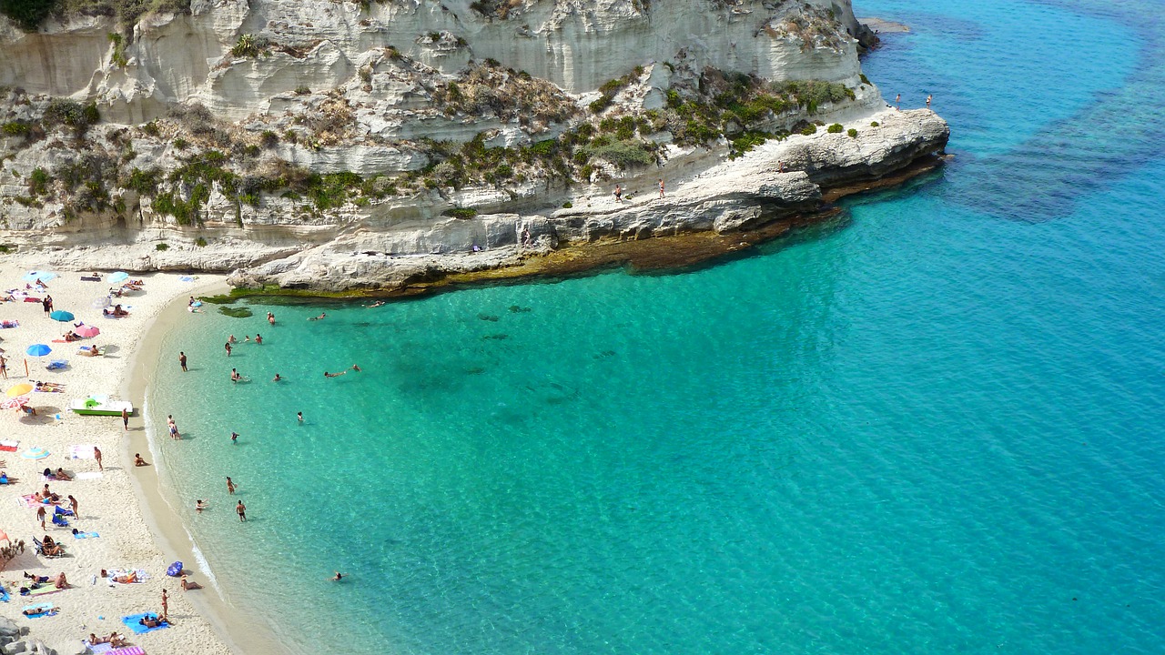 Le 5 spiagge più belle della Calabria: gioielli naturali tra il Tirreno ...